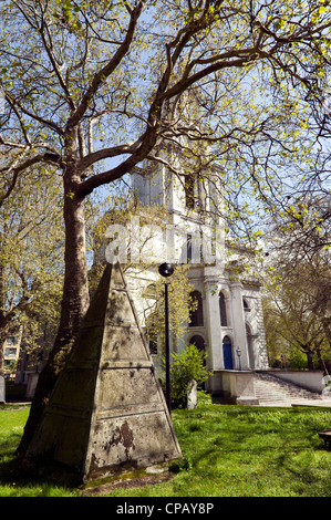 St Anne's Limehouse pyramid; by Nicholas Hawksmoor 1714-27 Stock Photo ...