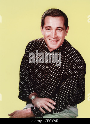 PERRY COMO (1912-2001) US singer and TV personality about 1956 Stock ...