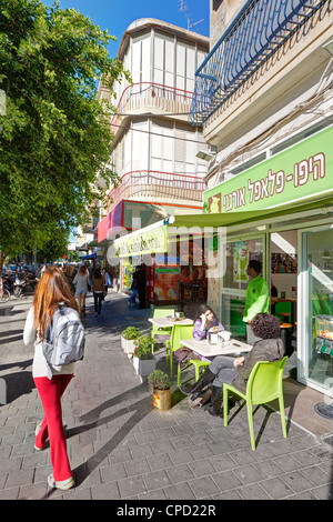 Israel, Tel Aviv Dizengoff centre shopping mall and residential tower ...