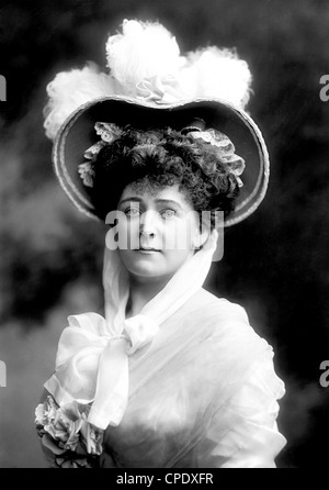 DAISY GREVILLE, COUNTESS OF WARWICK (1861-1938) mistress of the Prince ...