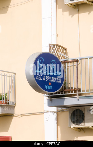 Hotel Hotel Room Accommodation Bed Stock Photo - Alamy