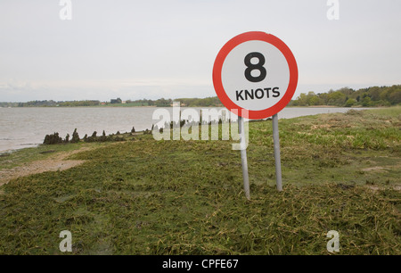 A 5 knots speed limit sign Stock Photo - Alamy