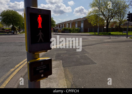 Red man showing on a pedestrian crossing in the UK Stock Photo - Alamy