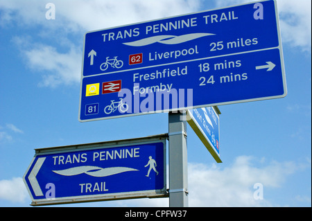 Trans Pennine Trail sign, Merseyside Stock Photo - Alamy