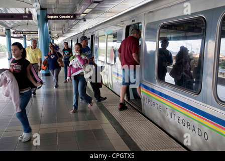 PUERTO RICO - SAN JUAN Tren Urbano - urban train Stock Photo - Alamy
