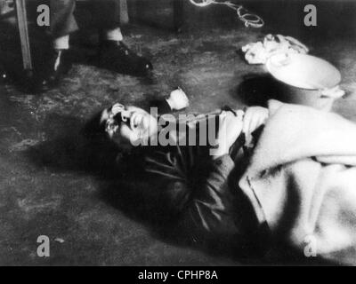 The body of SS Reichsfuehrer Heinrich Himmler lies on the floor of an ...