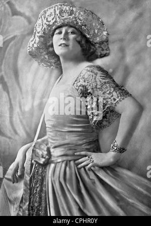 Actress Trude Hesterberg, 1922 Stock Photo - Alamy