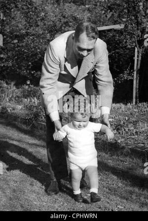 Wolf Ruediger Hess, son of Rudolf Hess, the 75-year-old former Nazi ...