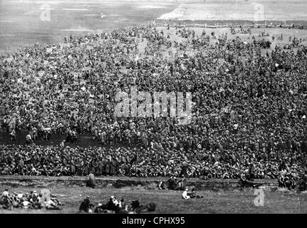 Soviet soldiers in the camp of Soviet prisoners of war in Vertyachy ...
