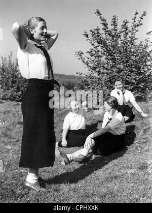 League of German Girls, BDM: leaders, leadership schools Stock Photo ...