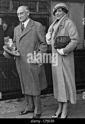 RUFUS DANIEL ISAACS, Lord Reading : Lawyer and statesman, photographed ...