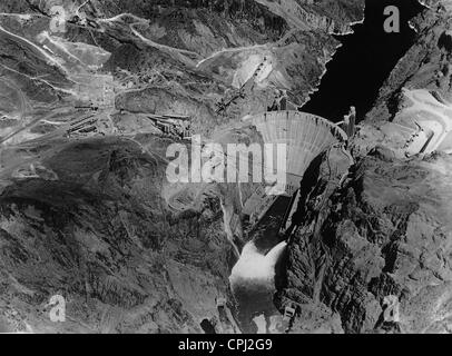 The Hoover Dam was built between 1931-36 on the Nevada-Arizona border ...