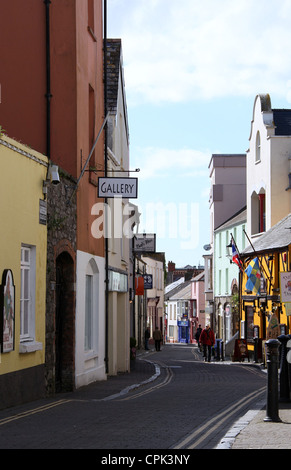 Shops in Upper Frog Street, Tenby, Pembrokeshire, Wales, UK Stock Photo ...