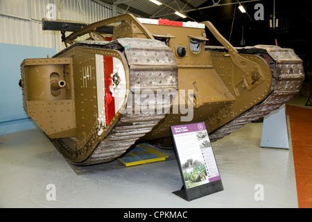 First World War Heavy Tank, (stretched) Mark V** / MK 5 Female, on ...