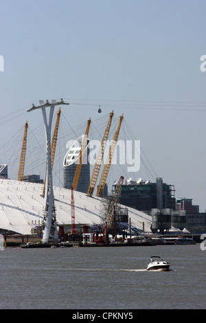 The Emirates Air Line crosses the Thames between the O2 Arena in ...