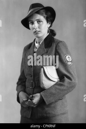 A female member of the Reich Labour Service [Reichsarbeitsdienst, RAD ...