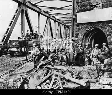 The bridge of Remagen, 1944 Stock Photo - Alamy