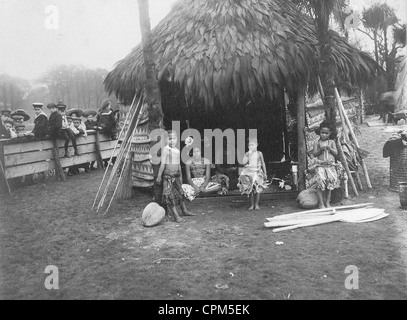 Natives of Samoa in the Hamburg zoo, 1910 Stock Photo - Alamy