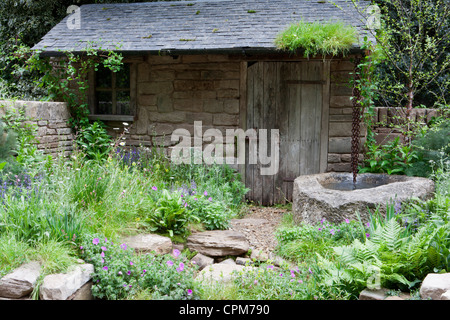 Rustic garden shed Stock Photo - Alamy