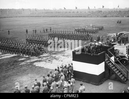 NSDAP rally parade on the Nuremberg Hauptmarkt, 1933 Stock Photo - Alamy