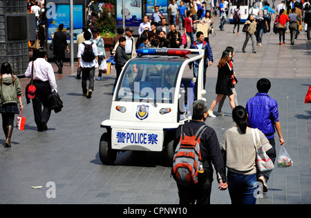 China: Chinese police car in Shanghai (Volkswagen Golf V Stock Photo ...