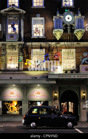 Fortnum and Mason shop front facade. Piccadilly road. London, England ...