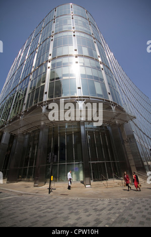 201 Bishopsgate, headquarters of Henderson Global Investors, Mayer ...