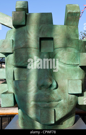 'The Architect' by artist Jilly Sutton part of London Bridge City ...