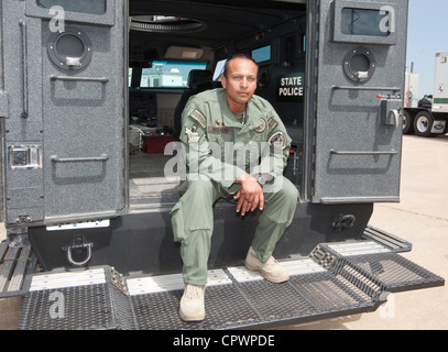 male member of the Texas Department of Public Safety SWAT Team ...