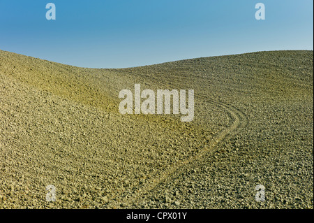 Tuscan parched landscape sun-baked soil in Val D'Orcia, Tuscany, Italy ...