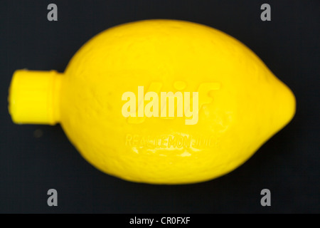 Jif Squeezy Lemon Juice Stock Photo - Alamy
