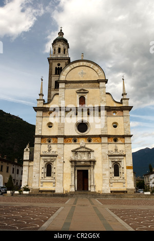 Tirano: church Basilica Madonna di Tirano, train of Bernina line of the ...