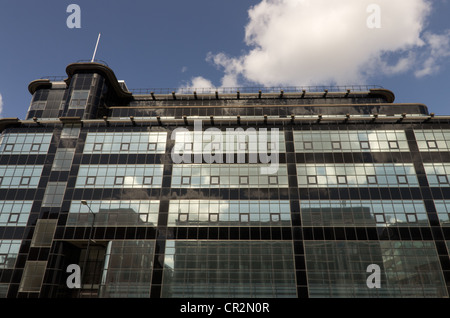 The Daily Express building in Manchester designed by Owen Williams and ...