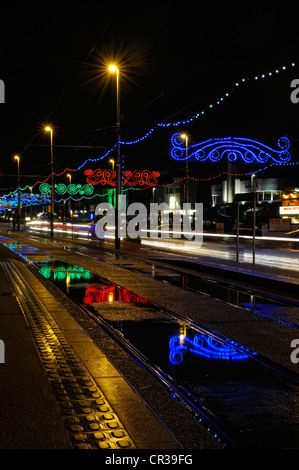 Blackpool illuminations on a wet night Stock Photo - Alamy