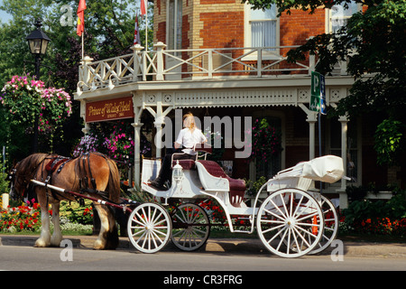 Horse-drawn carriage, Niagara-on-the-Lake, Ontario, Canada Stock Photo ...