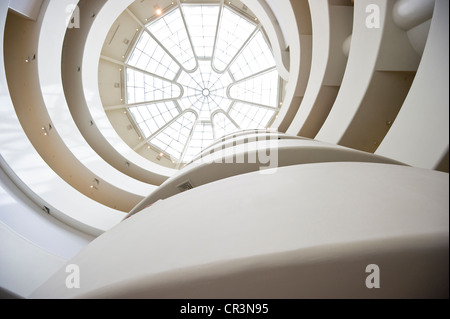 Staircase, Guggenheim Museum, Manhattan, New York, USA Stock Photo - Alamy