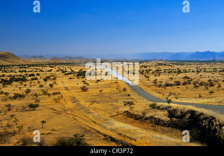 Namibia, Kunene Region, Kaokoland, 4x4 on the tracks of Marienfluss ...