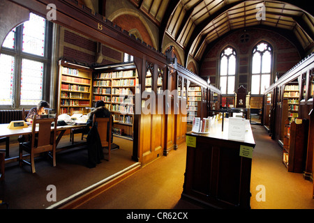 Keble College library, Oxford, UK Stock Photo - Alamy