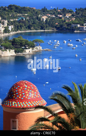 Top view above the bay of Villefranche sur mer and the "Darse" harbor ...