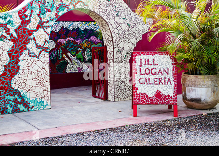 Exterior of Jill Logan gallery in Todos Santos, Baja, Mexico Stock ...