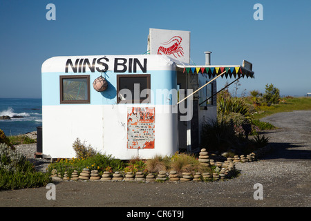 Nin's Bin Crayfish shop, Kaikoura, South Island, New Zealand Stock ...