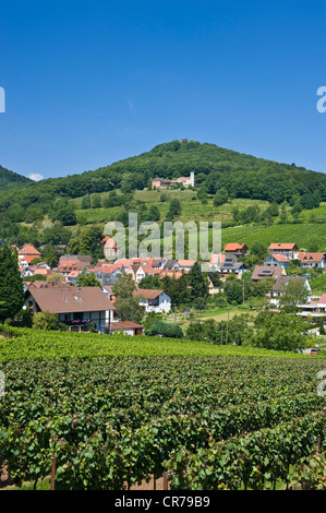 Leinsweiler with the Slevogthof Neukastel Stock Photo - Alamy