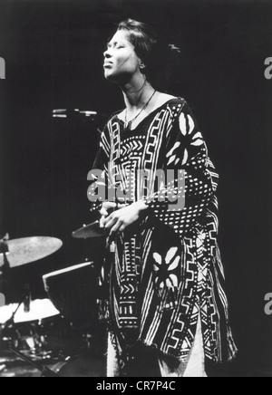 Rudolph, Celine, * 1969, German musician (jazz singer), half length, on ...