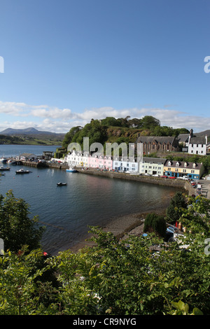 A scenic view of Portree Harbour, Isle of Skye at night Stock Photo - Alamy