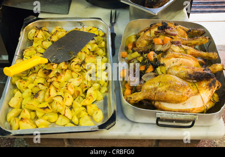 Pollo arosto, roast chicken in a pot, Trattoria da Sci, Pietrasanta ...