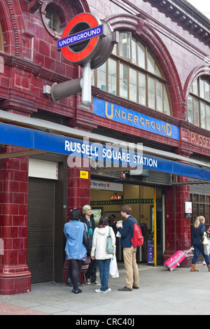Russel square tube station; London; underground Stock Photo - Alamy