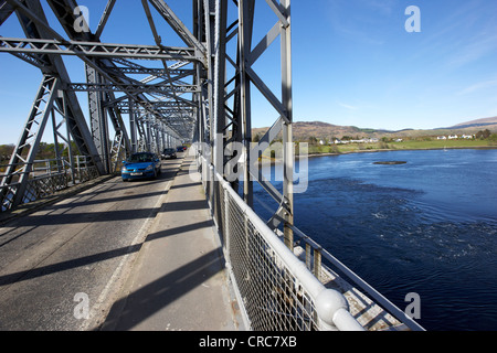 the single track connel bridge on the a828 coastal route road over loch ...