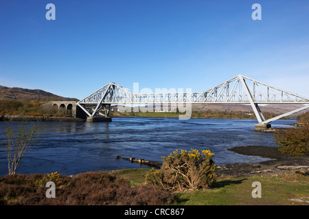 single track connel bridge on the a828 coastal route road over loch ...