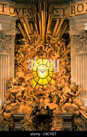 Gloria with a window made of Bohemian glass above the Cathedra Petri by ...