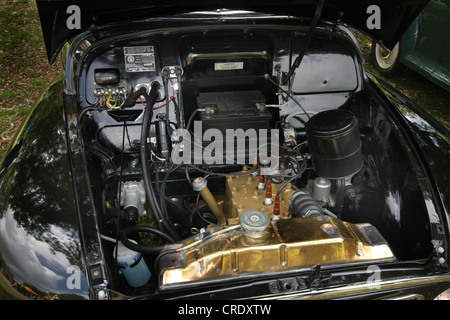 Morris 8 engine bay Stock Photo: 66238630 - Alamy
